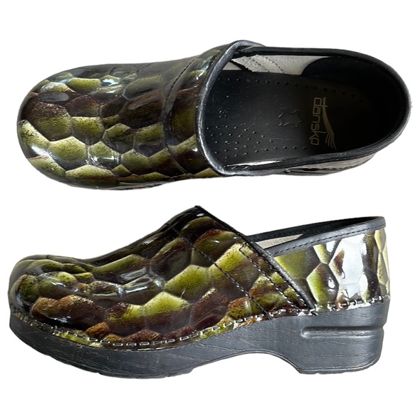 Dansko | Shoes | Dansko Emerald Green Snakeskin Clog 37 | Poshmark
